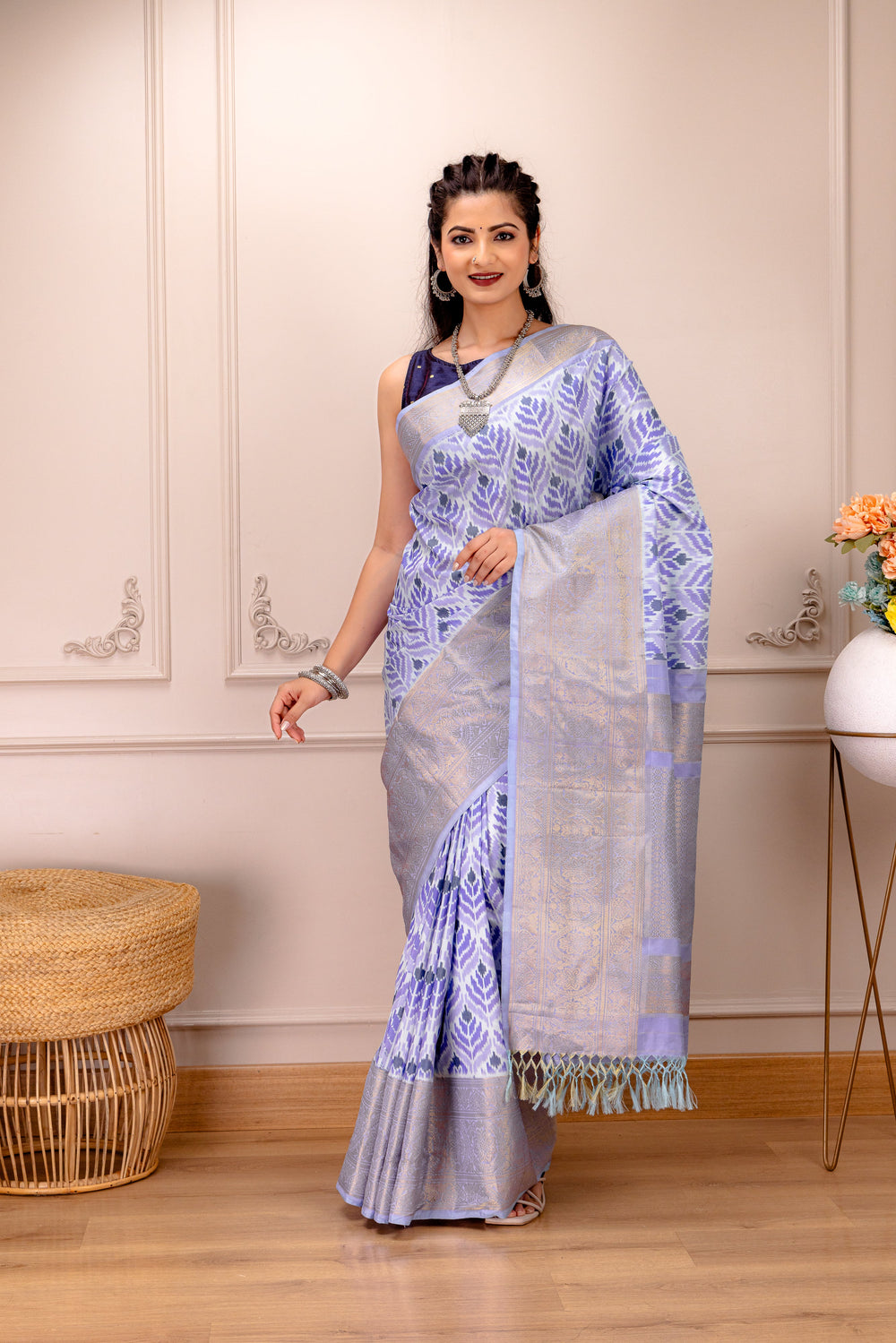Beautiful Ikkat Sarees – Shop Handwoven Designs Online – Rani Zaver